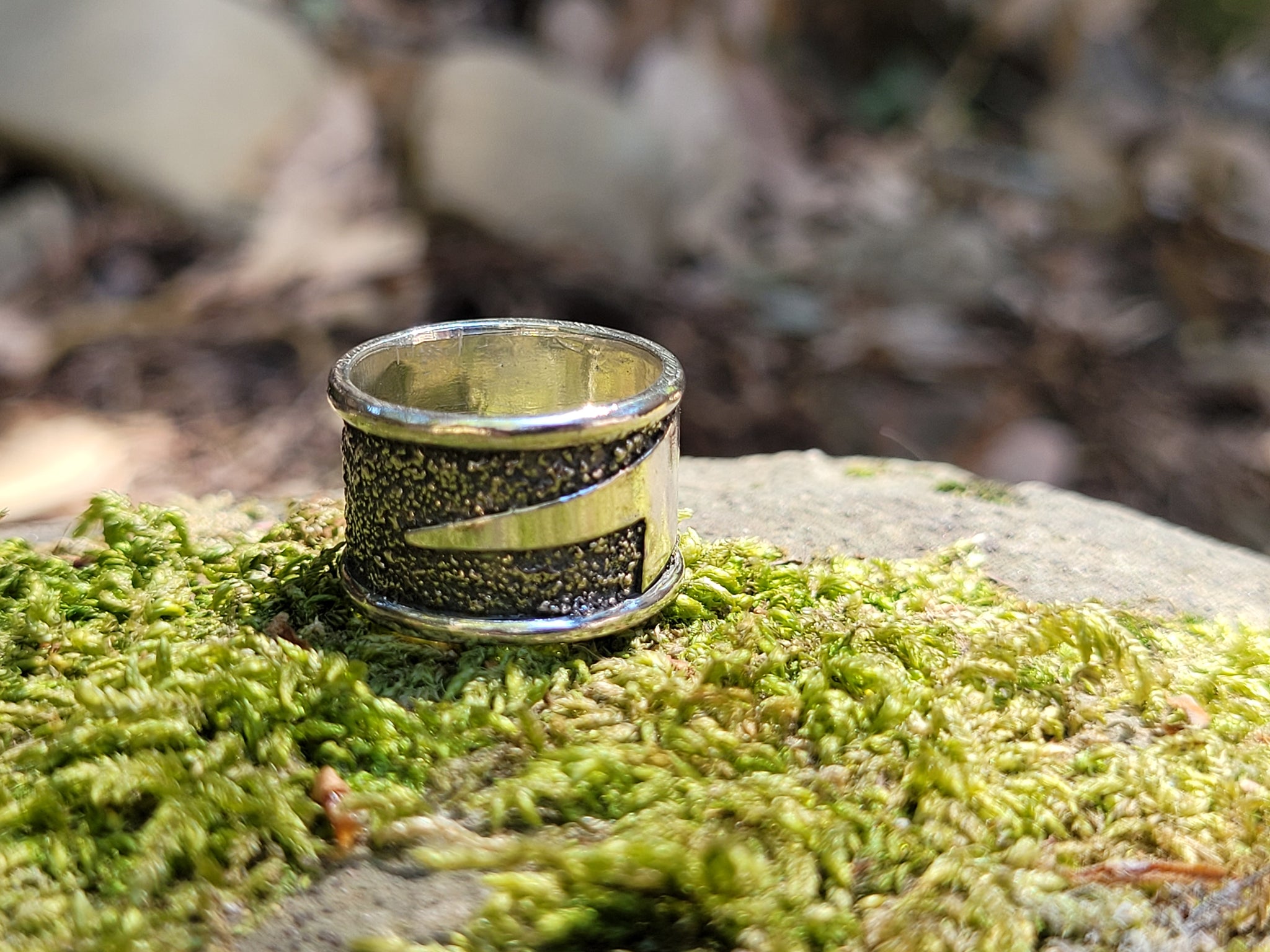 Lighting Bolt Silver Dusted Band - The Traveling Stones